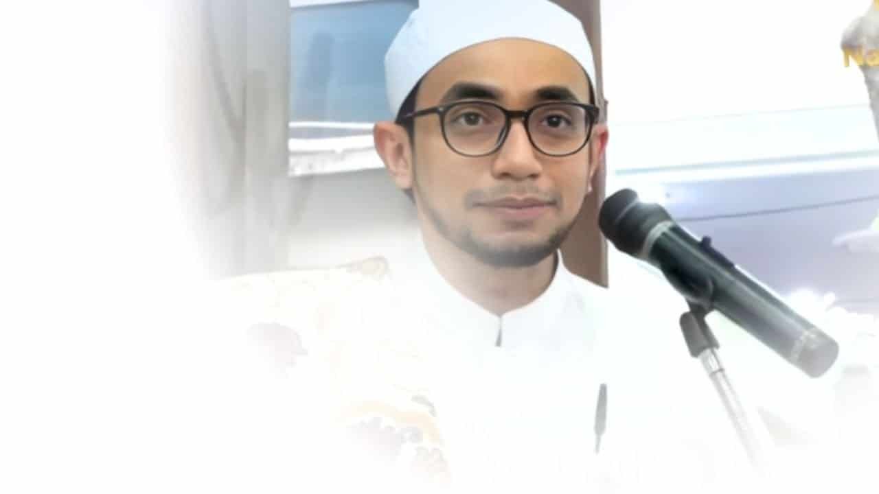 Habib Ali Al-Habsyi: Kisah di Balik Maulid Simtudduror | Nabawi TV